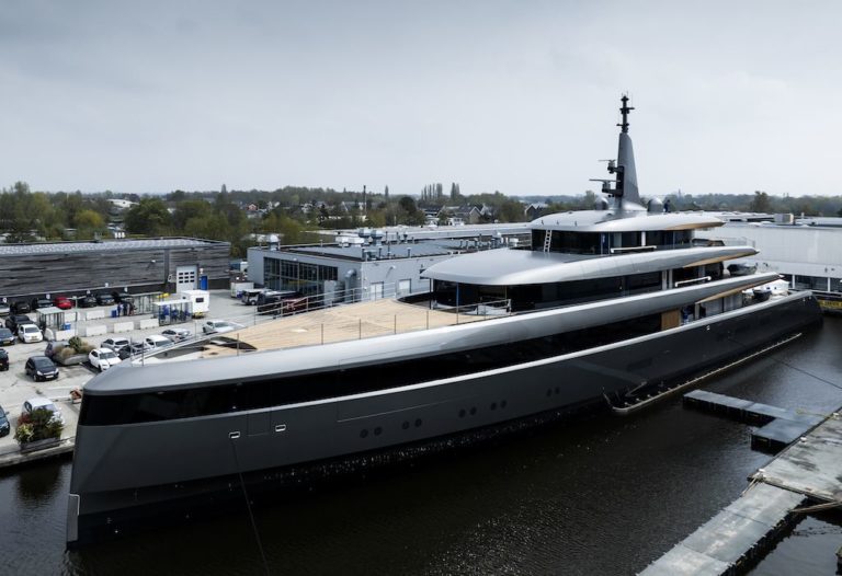 Feadship’s OBSIDIAN Heads Out on Sea Trials | YATCO