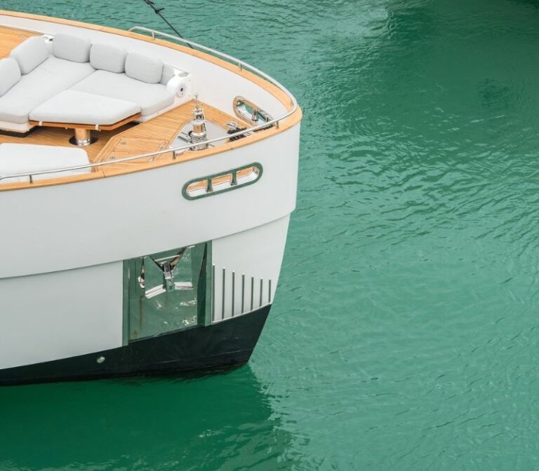 Yacht Refit | Guide - Interior, Retrofit, Project Management & Costs