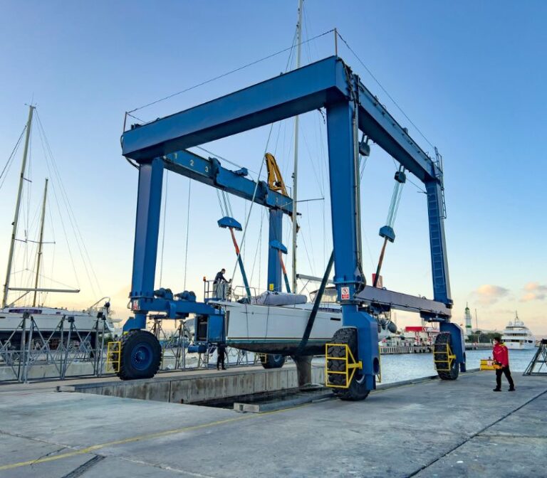 Yacht Refit | Guide - Interior, Retrofit, Project Management & Costs