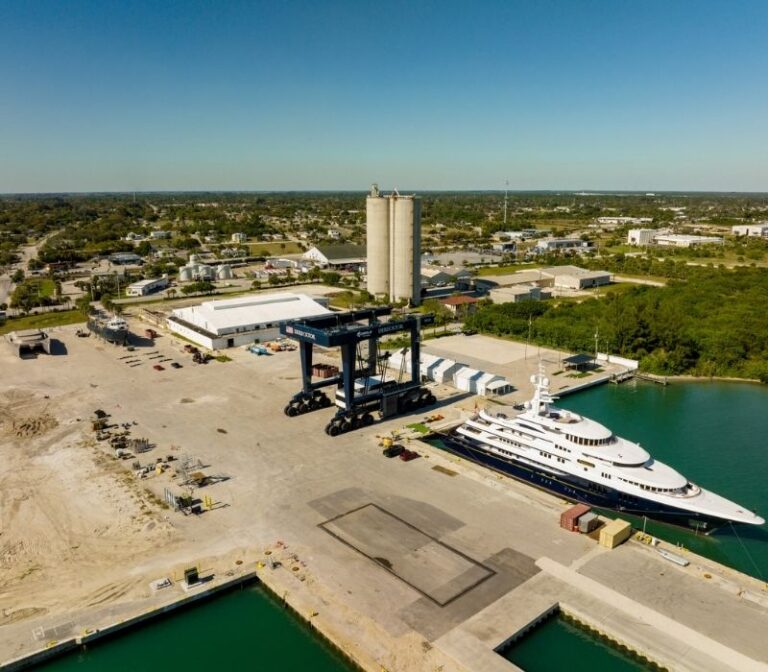 Yacht Refit | Guide - Interior, Retrofit, Project Management & Costs